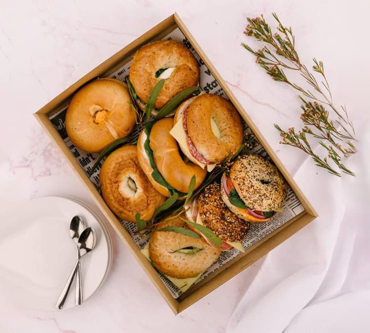 Quality Custom Bagel Boxes in Wholesale | Makz Packaging