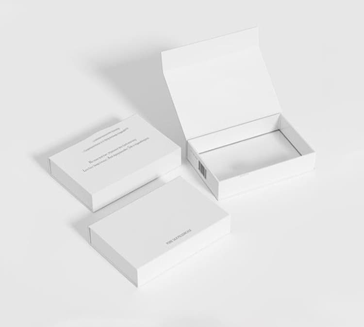 MAKZ PACKAGING | Unboxing the Brilliance